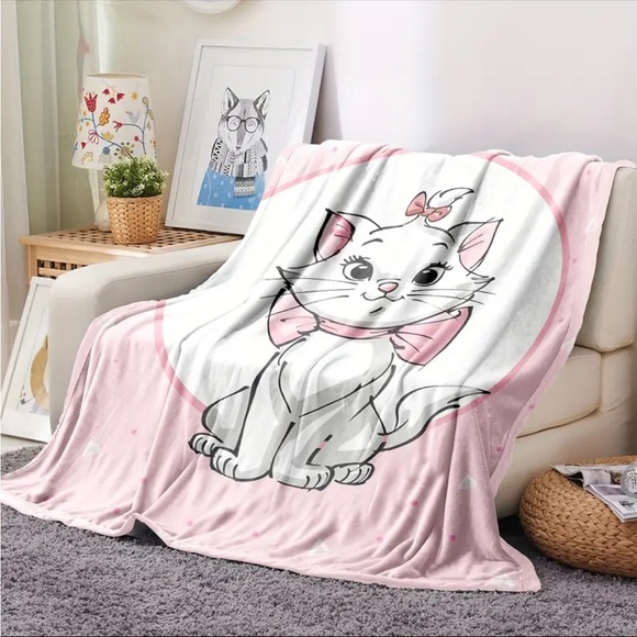 Disney | Bedding | Disneys The Aristocats Marie Blanket Disneys The ...